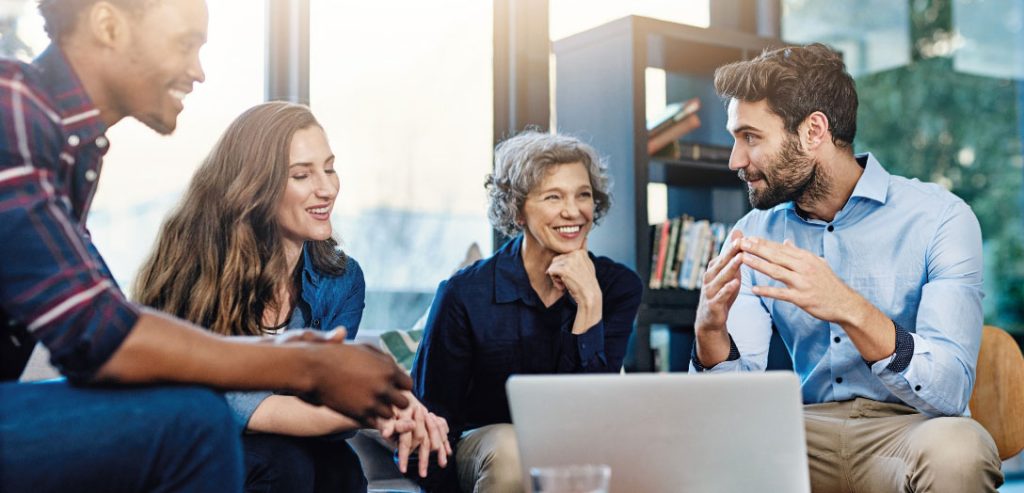 How a staff loyalty program helps create loyal happy staff